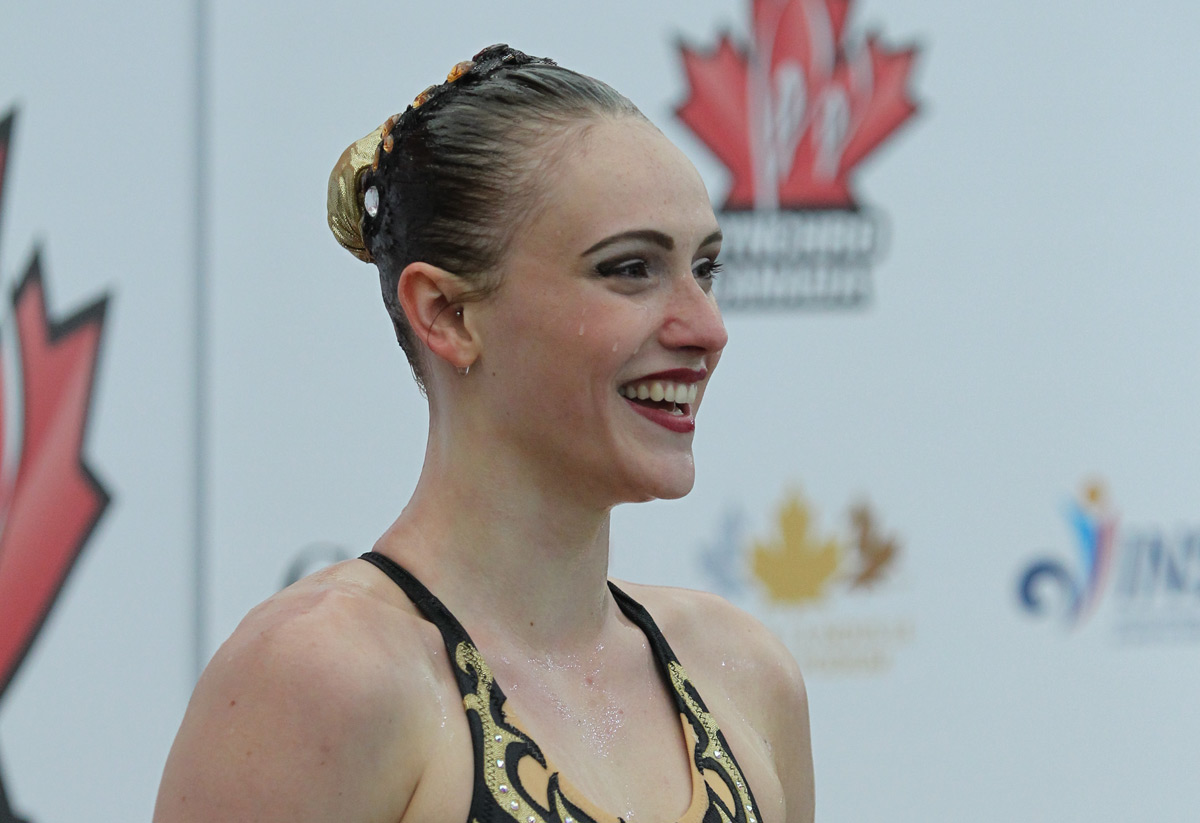 Halle Pratt wins gold in junior solo - Canada Artistic Swimming